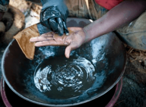 HOW TO USE MERCURY TO EXTRACT GOLD FROM GOLD ORE